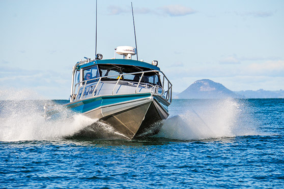 Senator RH780W Boat Review - The Fishing Website