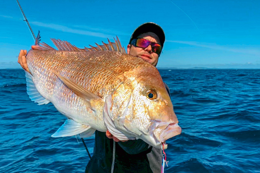 Horizontal Jigging for Snapper - The Fishing Website