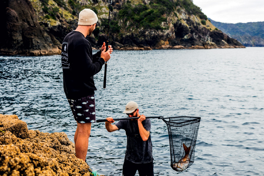 Soft-Baiting off the Rocks - The Fishing Website
