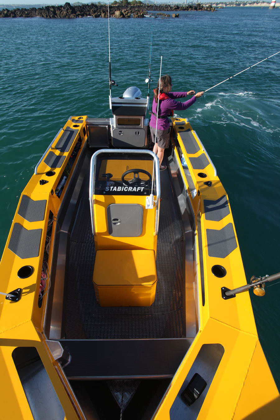 Stabicraft 1850 Frontier - setting up for sportfishing - The Fishing ...