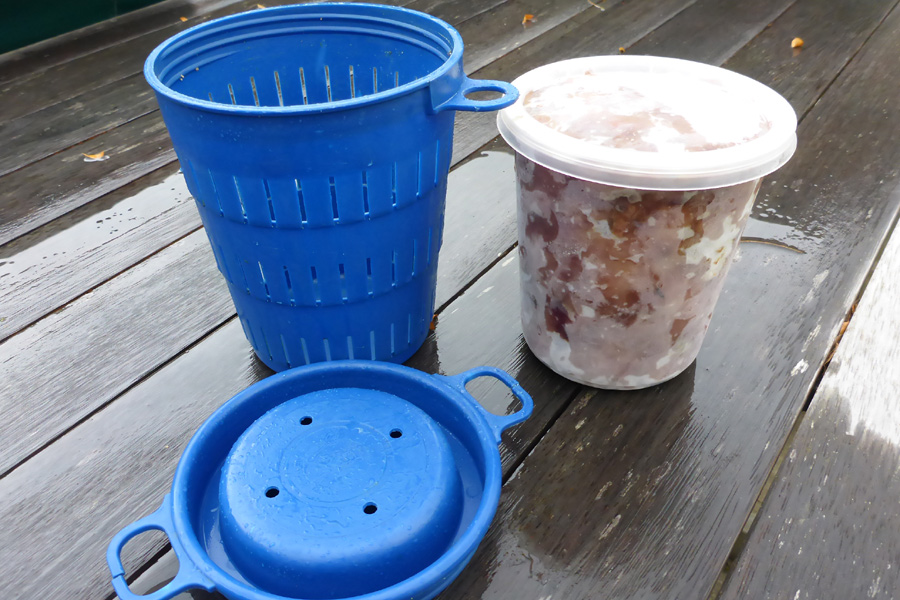 Tips and tricks for making your own Berley - The Fishing Website