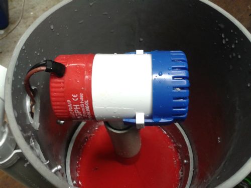 Live Well mounted DIY Tuna Tube - final - The Fishing Website ...