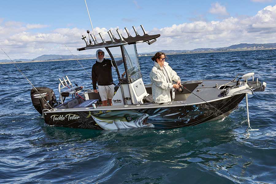Fishing Hints When Wind Opposes The Tide Direction - The Fishing Website