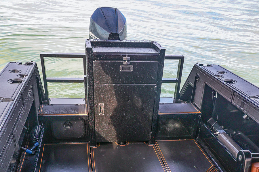 Machina 771 Boat Review - The Fishing Website
