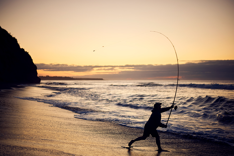 Surfcasting North Island's Westcoast - The Fishing Website