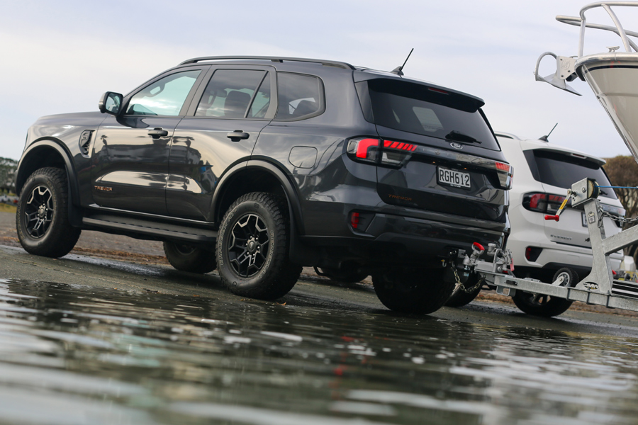 Ford Everest Platinum & Tremor Review - The Fishing Website