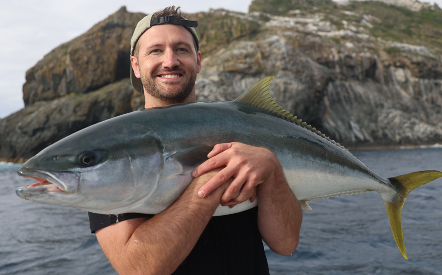 Shimano Ocea Jigger LD 2500MG & Game Type J - The Fishing Website