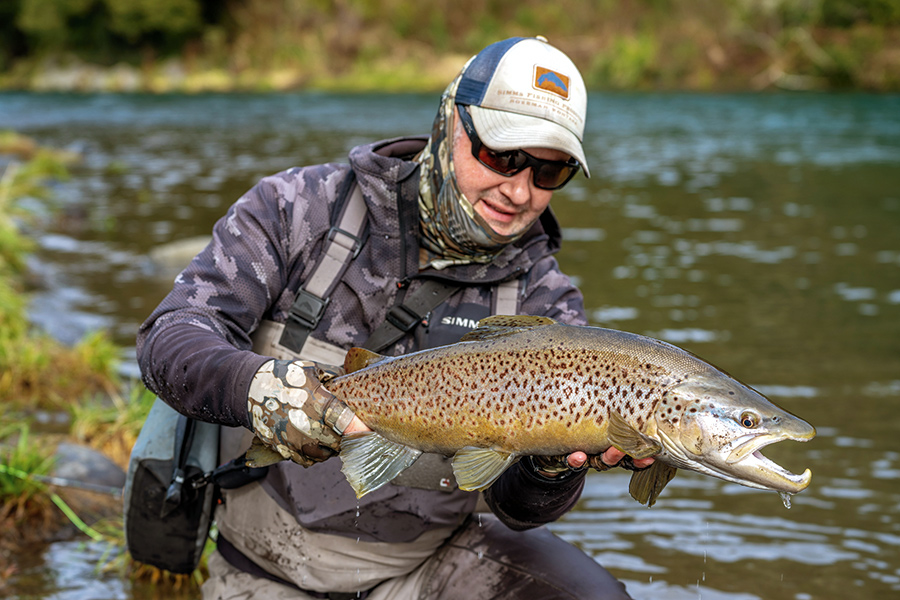 Troutfishing in Heavy Water - The Fishing Website