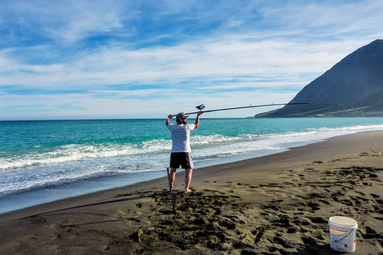 Surfcasting - ten top tips - The Fishing Website