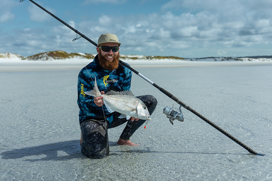 Expert Surfcasting Tips - The Fishing Website