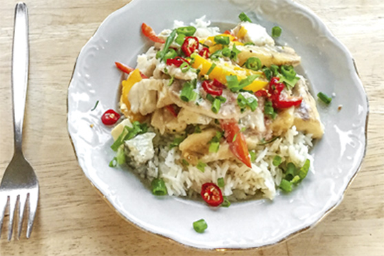 Recipe: Green (parore) fish and banana curry - The Fishing Website