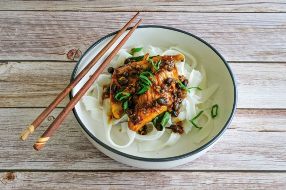 Snapper with Black Bean Sauce - The Fishing Website