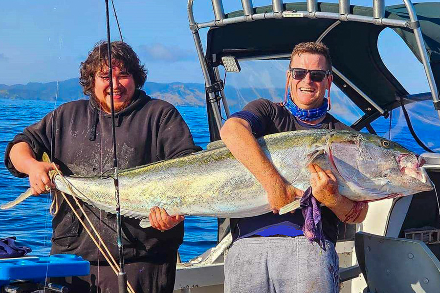 The Longest Kingfish on Record? - The Fishing Website