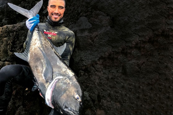 Spearfishing in Hawaii - The Fishing Website